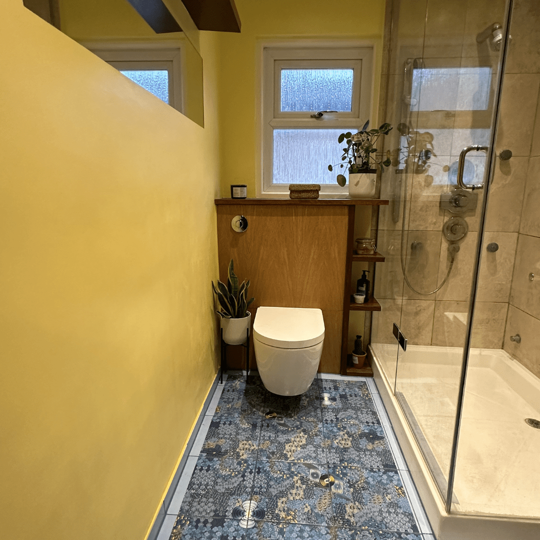 Shower Room – YouGoProductions